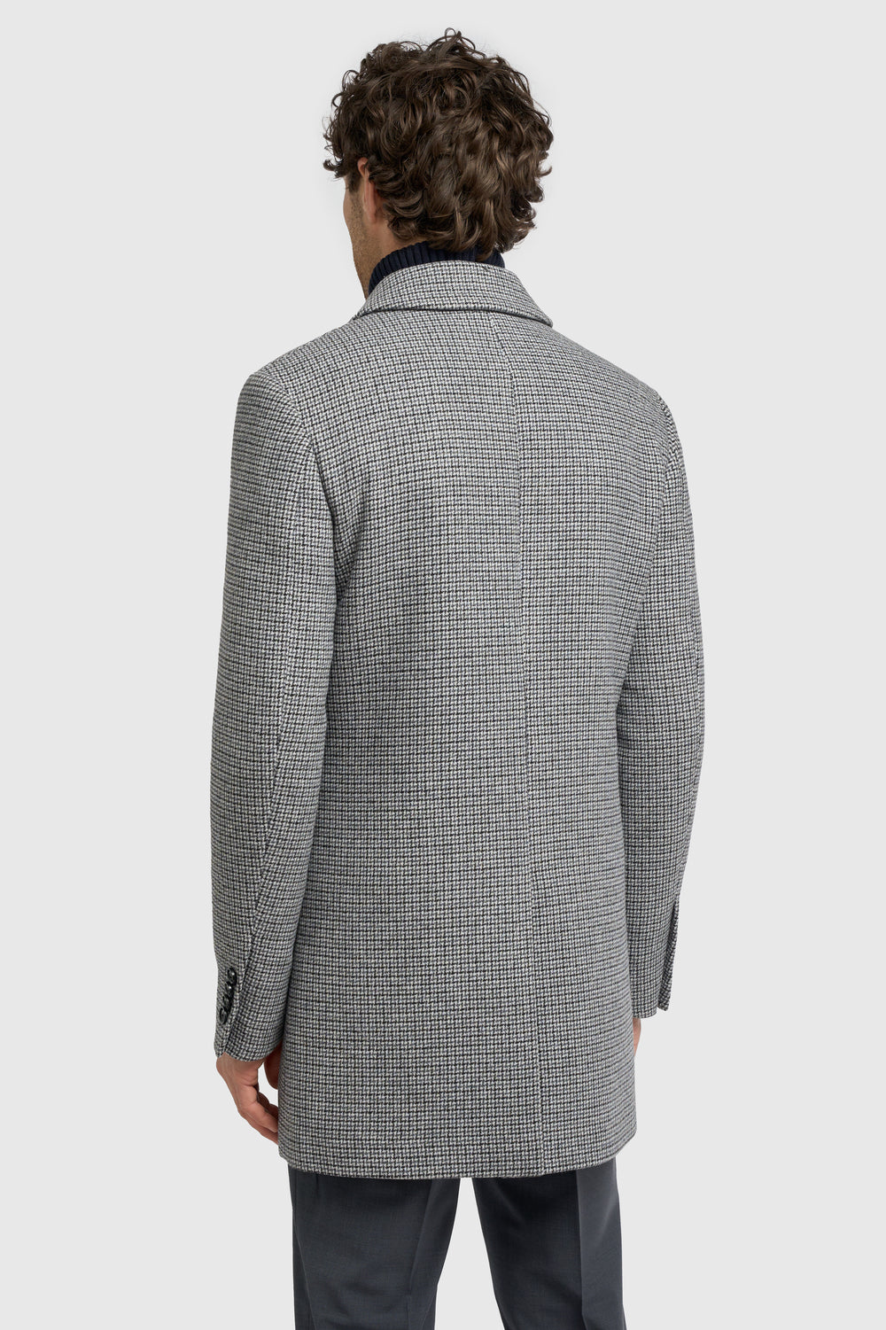 Men’s Wool Houndstooth Tweed Overcoat in Grey | Sirri